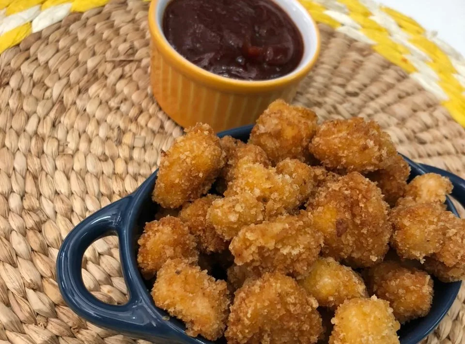 Aprenda a fazer uma pipoquinha de frango em 20 minutos - Folha Vitória