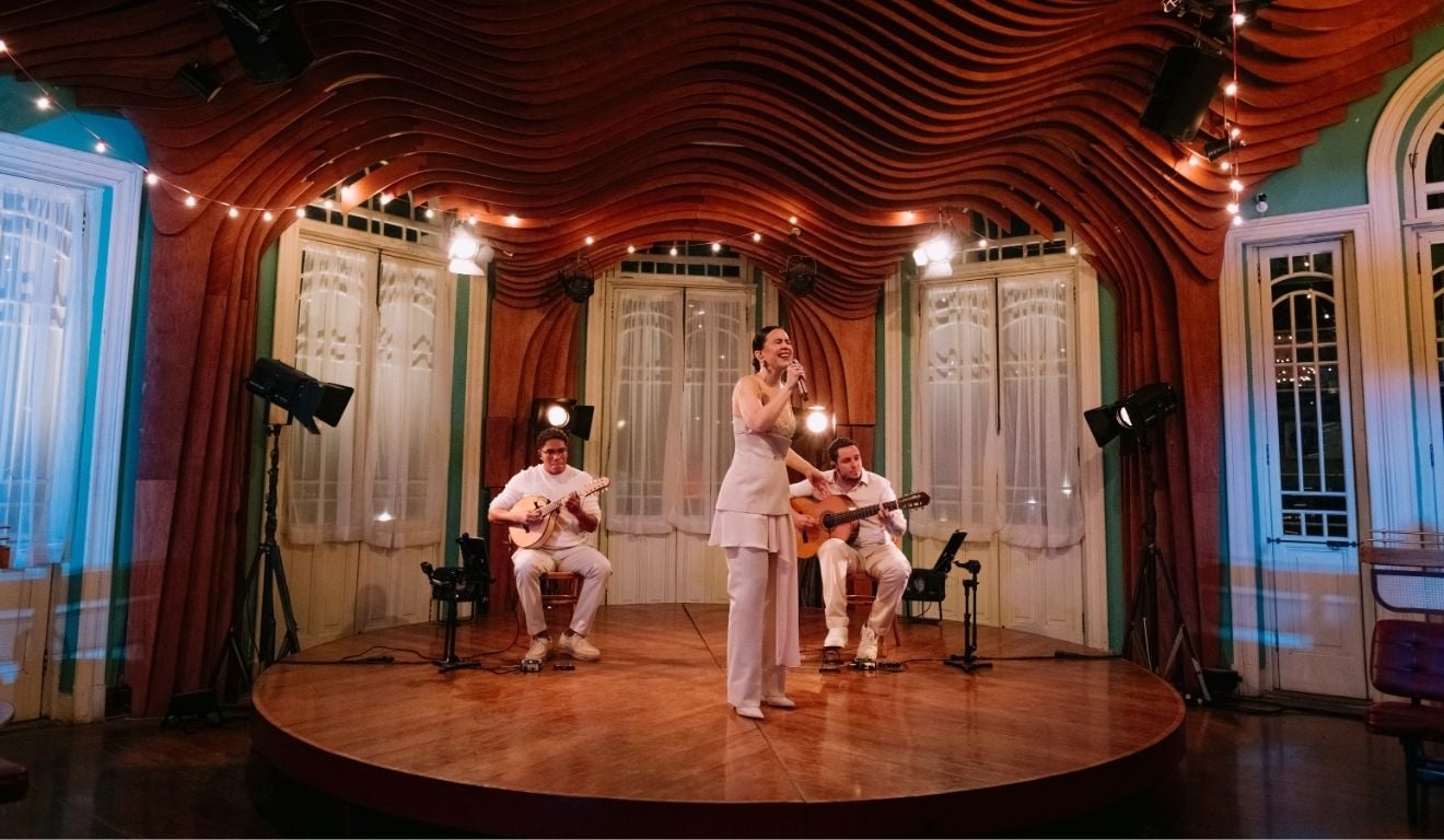 Roberta Sá celebra 20 anos de carreira em Vitória