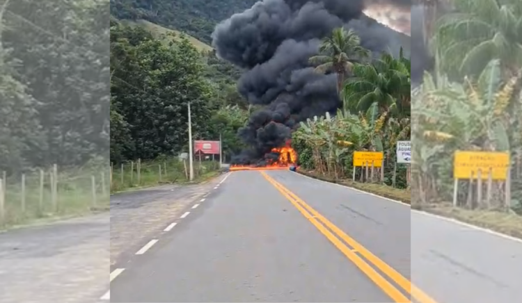 Caminhão-tanque perde freio, tomba e explode em Alfredo Chaves; VÍDEO